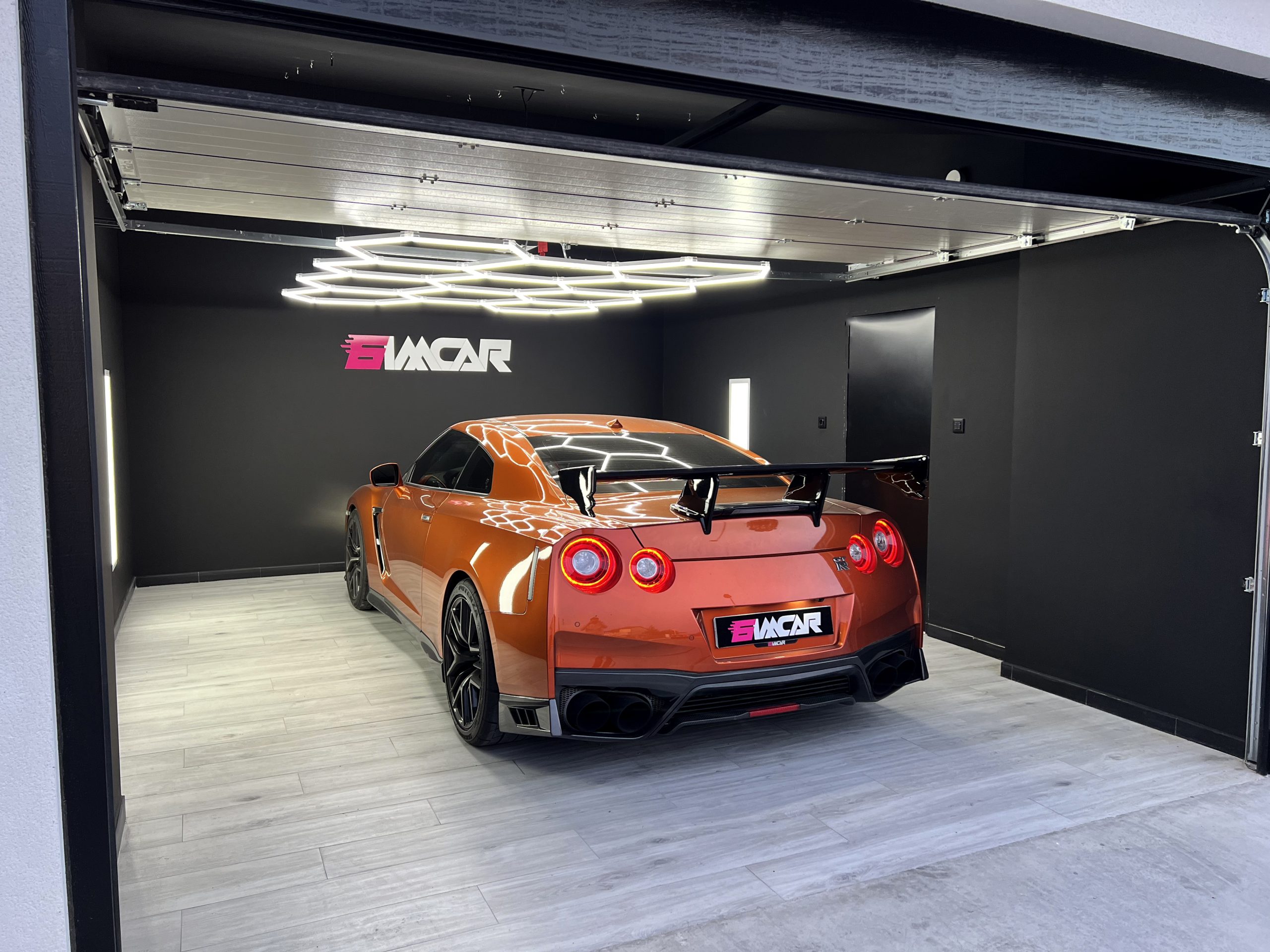 Nissan GTR 2017 – 6IMCAR