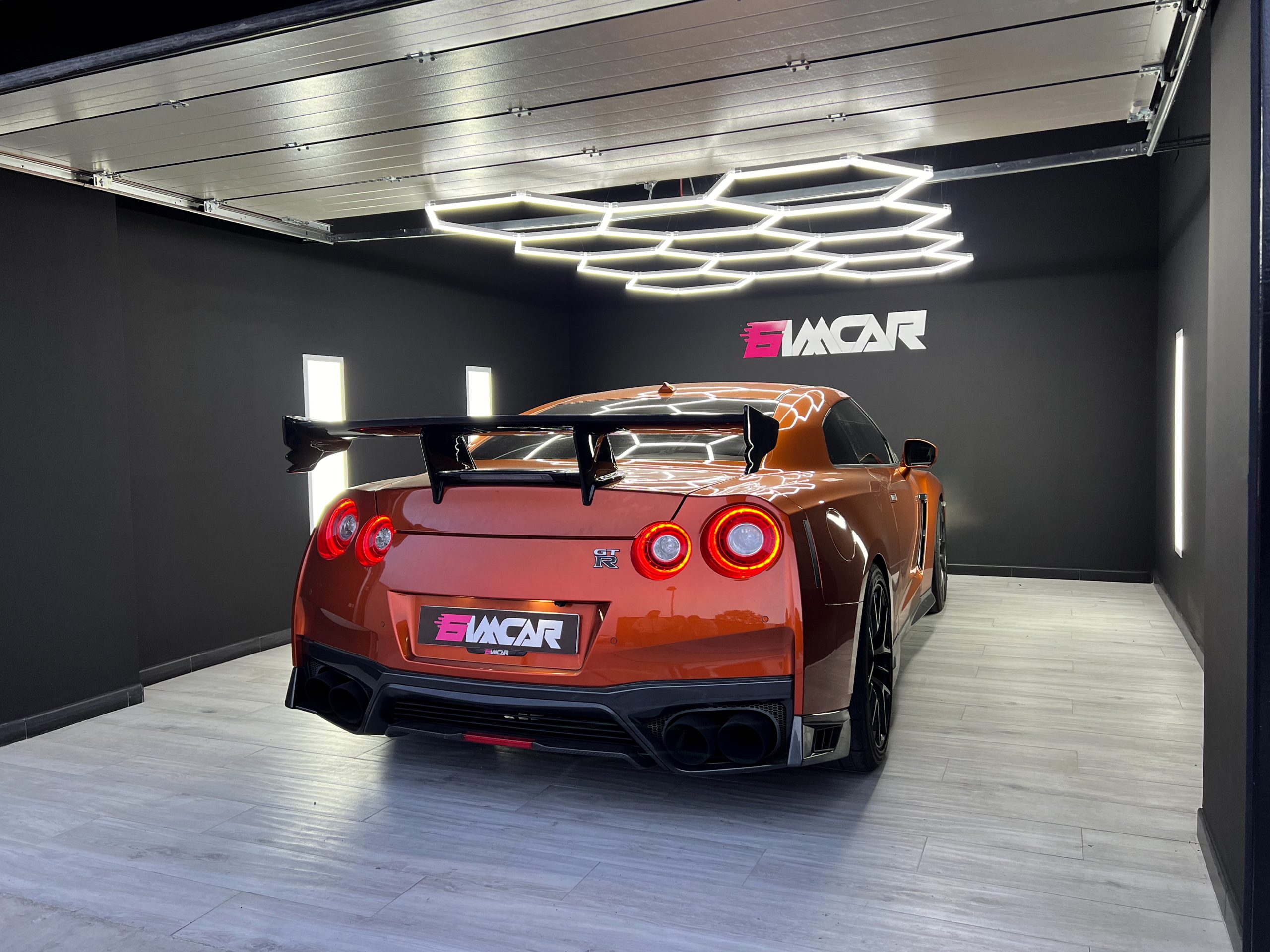 Nissan GTR 2017 – 6IMCAR